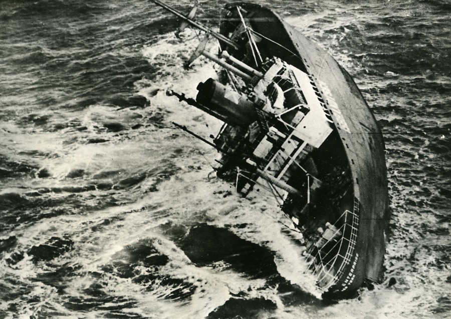 SS Flying Enterprise Sinking Disaster Captain Carlsen & Dancy Old Photo ...