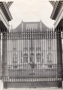 Past to Present : Photos by Jean Pierre JACQUART