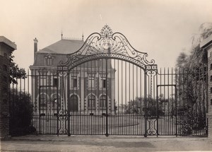 Past to Present : Photos by Jean Pierre JACQUART